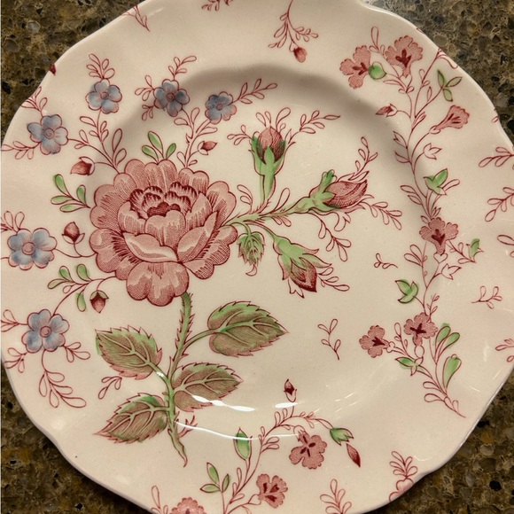 Johnson Brothers | Dining | Vintage Rose Chintz By Johnson Bros Made In ...